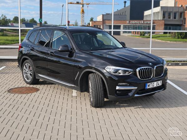 Black BMW X3 2020 in Kaunas, with an engine capacity of 3.00 L and mileage of 155 thousand km for 28999 €, photo 4 on AUTOMOTO.COM.LV