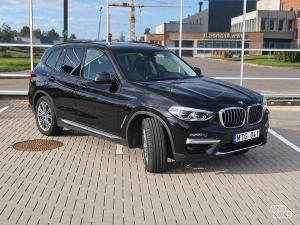 Black BMW X3 2020 in Kaunas, with an engine capacity of 3.00 L and mileage of 155 thousand km for 28999 €, photo 4 on AUTOMOTO.COM.LV