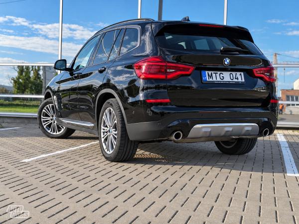 Black BMW X3 2020 in Kaunas, with an engine capacity of 3.00 L and mileage of 155 thousand km for 28999 €, photo 9 on AUTOMOTO.COM.LV