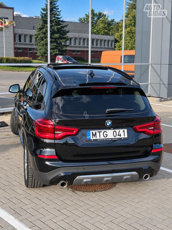 Black BMW X3 2020 in Kaunas, with an engine capacity of 3.00 L and mileage of 155 thousand km for 28999 €, photo 11 on AUTOMOTO.COM.LV