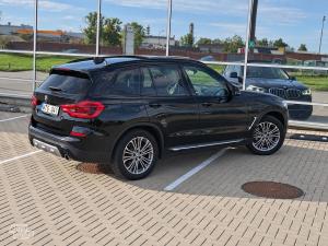 Black BMW X3 2020 in Kaunas, with an engine capacity of 3.00 L and mileage of 155 thousand km for 28999 €, photo 12 on AUTOMOTO.COM.LV