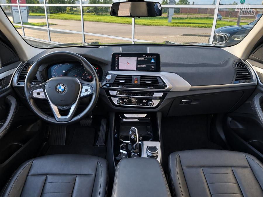 Black BMW X3 2020 in Kaunas, with an engine capacity of 3.00 L and mileage of 155 thousand km for 28999 €, photo 16 on AUTOMOTO.COM.LV
