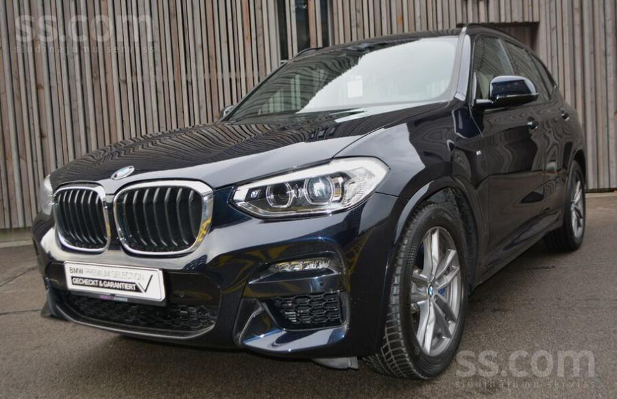 Black BMW X3 2021 in Riga, with an engine capacity of 3.00 L and mileage of 144 thousand km for 26700 €, photo 33 on AUTOMOTO.COM.LV