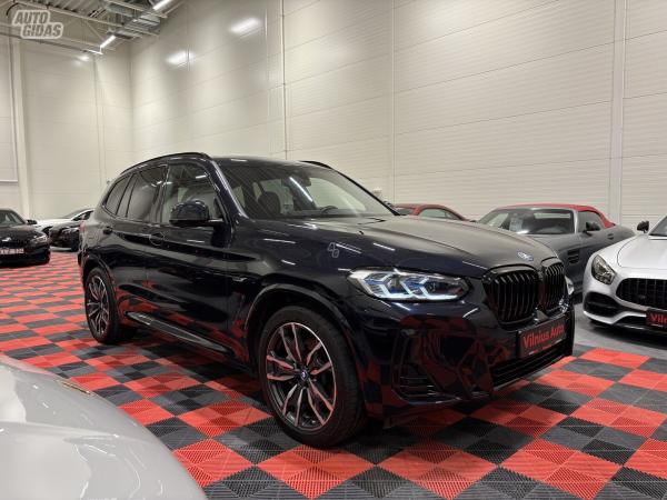 Black BMW X3 2021 in Vilnius, with an engine capacity of 2.00 L and mileage of 132 thousand km for 42990 €, photo 3 on AUTOMOTO.COM.LV