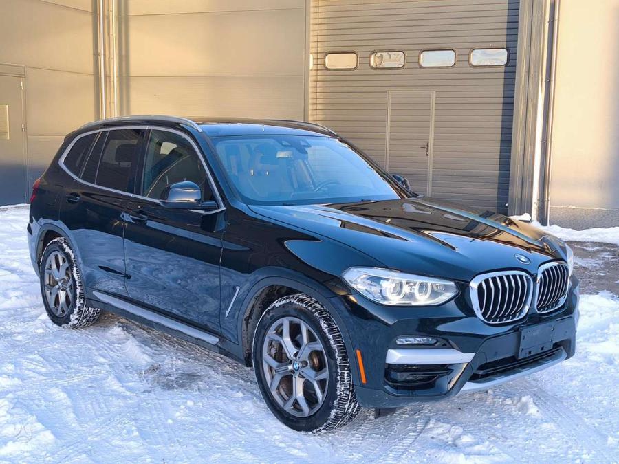 Black BMW X3 2021 in Klaipeda, with an engine capacity of 2.00 L and mileage of 205 thousand km for 17500 €, photo 2 on AUTOMOTO.COM.LV