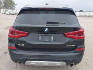 Melns BMW X3 2021 Šauļi, ar dzinēja tilpumu 2.00 L un nobraukumu 196 tūkst. km par 15200 €, foto 4 vietnē AUTOMOTO.COM.LV