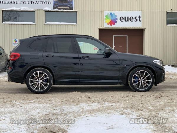 Black BMW X3 2021 in Tallinn, with an engine capacity of 3.00 L and mileage of 134 thousand km for 39900 €, photo 6 on AUTOMOTO.COM.LV