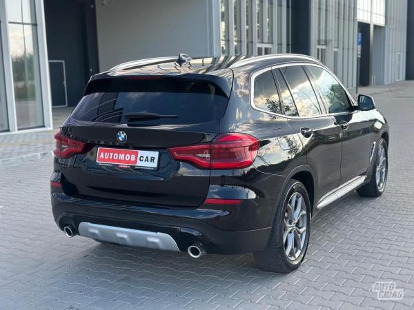 Black BMW X3 2021 in Vilnius, with an engine capacity of 2.00 L and mileage of 157 thousand km for 26440 €, photo 10 on AUTOMOTO.COM.LV