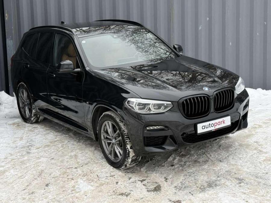 Melns BMW X3 2021 Viļņa, ar dzinēja tilpumu 2.00 L un nobraukumu 132 tūkst. km par 29200 €, foto 2 vietnē AUTOMOTO.COM.LV