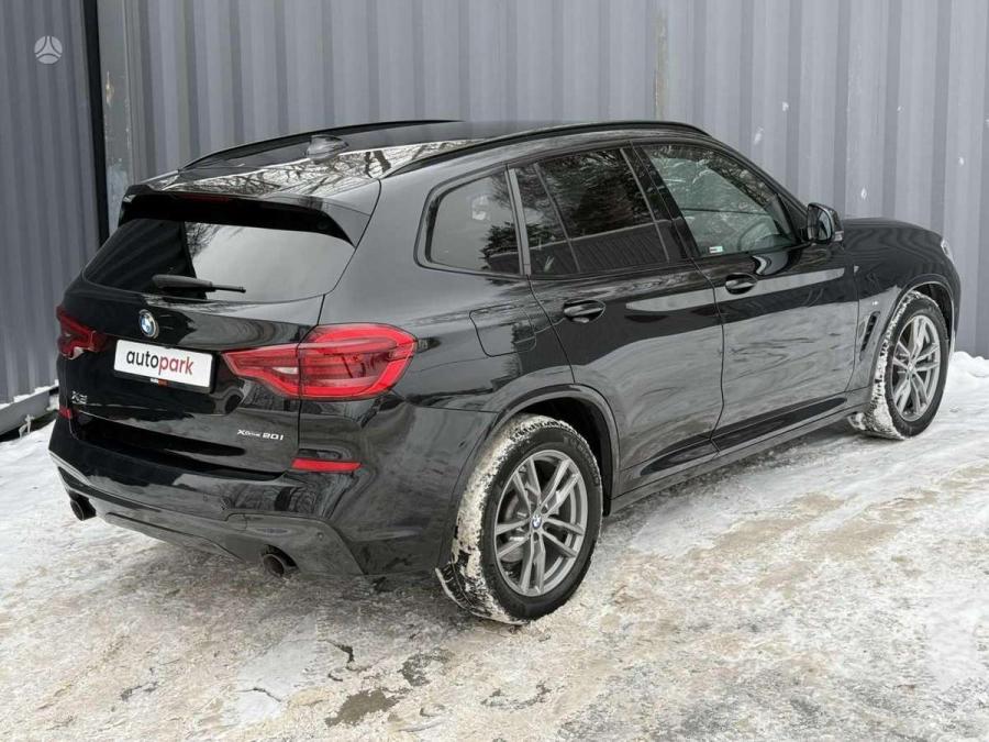 Melns BMW X3 2021 Viļņa, ar dzinēja tilpumu 2.00 L un nobraukumu 132 tūkst. km par 29200 €, foto 3 vietnē AUTOMOTO.COM.LV