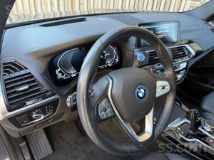 Black BMW X3 2021 in Riga, with an engine capacity of 2.00 L and mileage of 109 thousand km for 29555 €, photo 19 on AUTOMOTO.COM.LV
