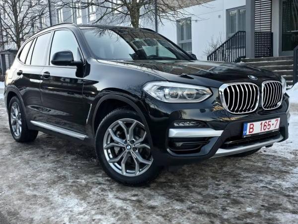 Black BMW X3 2021 in Riga, with an engine capacity of 2.00 L and mileage of 206 thousand km for 22990 €, photo 3 on AUTOMOTO.COM.LV