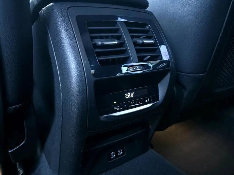 Melns BMW X3 2021 Rīga, ar dzinēja tilpumu 2.00 L un nobraukumu 206 tūkst. km par 22990 €, foto 29 vietnē AUTOMOTO.COM.LV