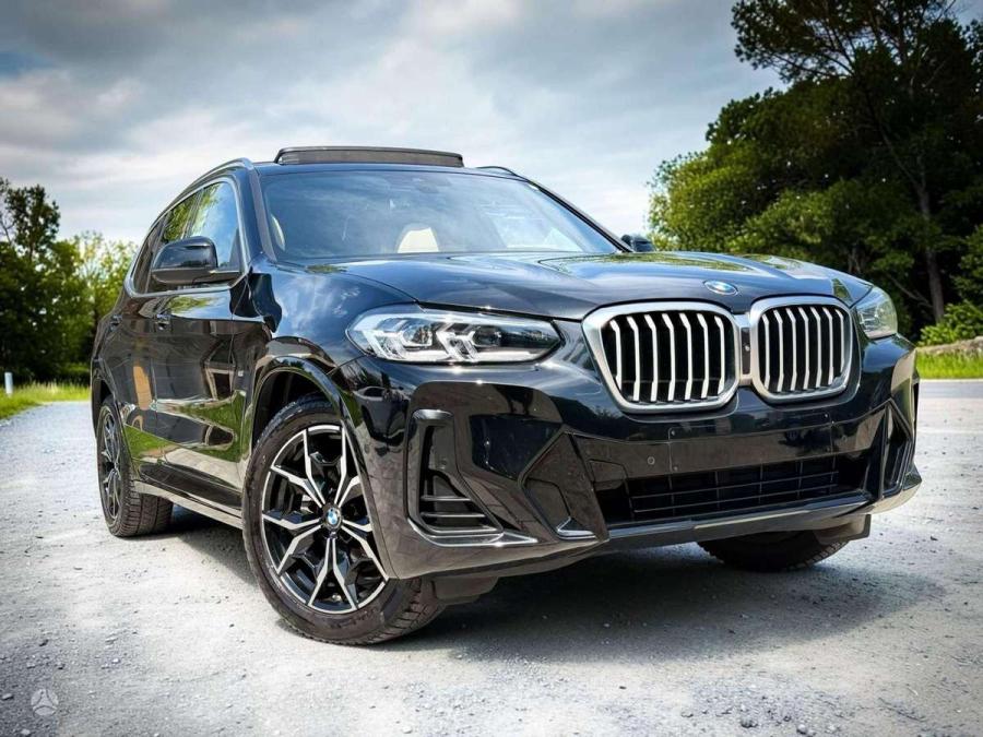 Melns BMW X3 2021 Kauņa, ar dzinēja tilpumu 0.00 L un nobraukumu 122 tūkst. km par 32900 €, foto 1 vietnē AUTOMOTO.COM.LV