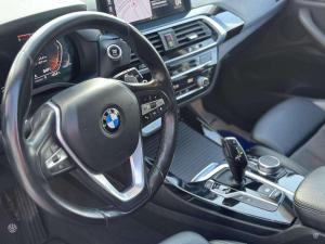 Black BMW X3 2021 in Vilnius, with an engine capacity of 2.00 L and mileage of 157 thousand km for 23950 €, photo 22 on AUTOMOTO.COM.LV
