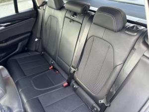 Black BMW X3 2021 in Vilnius, with an engine capacity of 2.00 L and mileage of 157 thousand km for 23950 €, photo 24 on AUTOMOTO.COM.LV