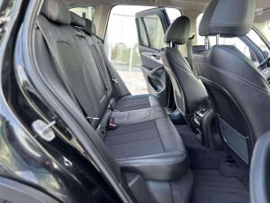 Black BMW X3 2021 in Vilnius, with an engine capacity of 2.00 L and mileage of 157 thousand km for 23950 €, photo 25 on AUTOMOTO.COM.LV