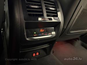 Black BMW X3 2021 in Tallinn, with an engine capacity of 2.00 L and mileage of 98 thousand km for 34900 €, photo 11 on AUTOMOTO.COM.LV