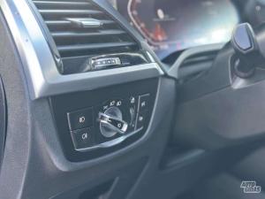 Black BMW X3 2021 in Vilnius, with an engine capacity of 2.00 L and mileage of 157 thousand km for 23950 €, photo 23 on AUTOMOTO.COM.LV