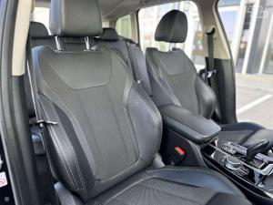 Black BMW X3 2021 in Vilnius, with an engine capacity of 2.00 L and mileage of 157 thousand km for 23950 €, photo 27 on AUTOMOTO.COM.LV