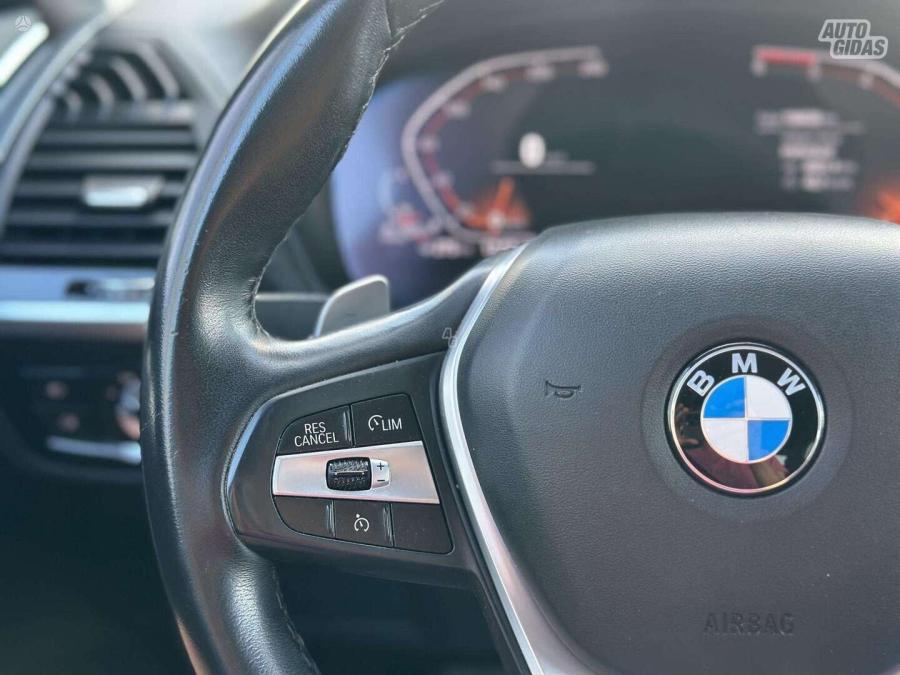 Black BMW X3 2021 in Vilnius, with an engine capacity of 2.00 L and mileage of 157 thousand km for 23950 €, photo 35 on AUTOMOTO.COM.LV