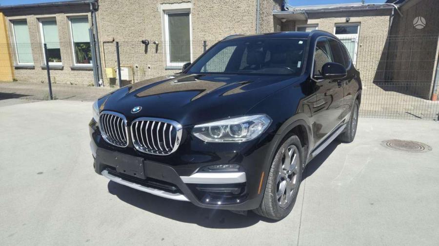 Black BMW X3 2021 in Klaipeda, with an engine capacity of 2.00 L and mileage of 207 thousand km for 19995 €, photo 1 on AUTOMOTO.COM.LV