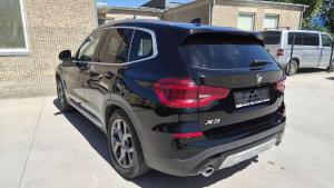 Black BMW X3 2021 in Klaipeda, with an engine capacity of 2.00 L and mileage of 207 thousand km for 19995 €, photo 6 on AUTOMOTO.COM.LV