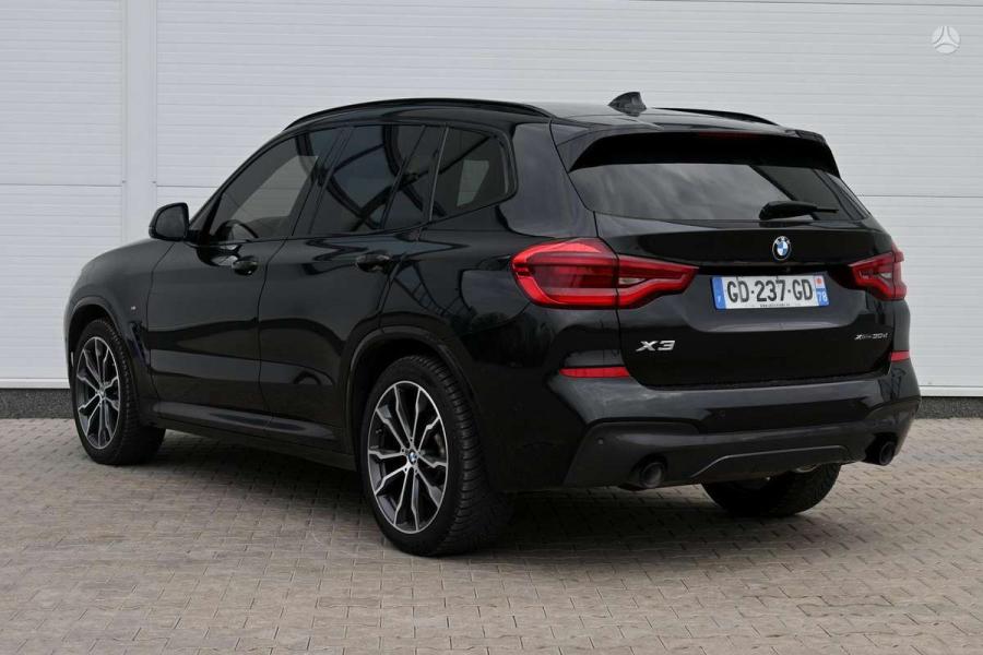 Melns BMW X3 2021 Kretinga, ar dzinēja tilpumu 2.99 L un nobraukumu 346 tūkst. km par 22999 €, foto 12 vietnē AUTOMOTO.COM.LV