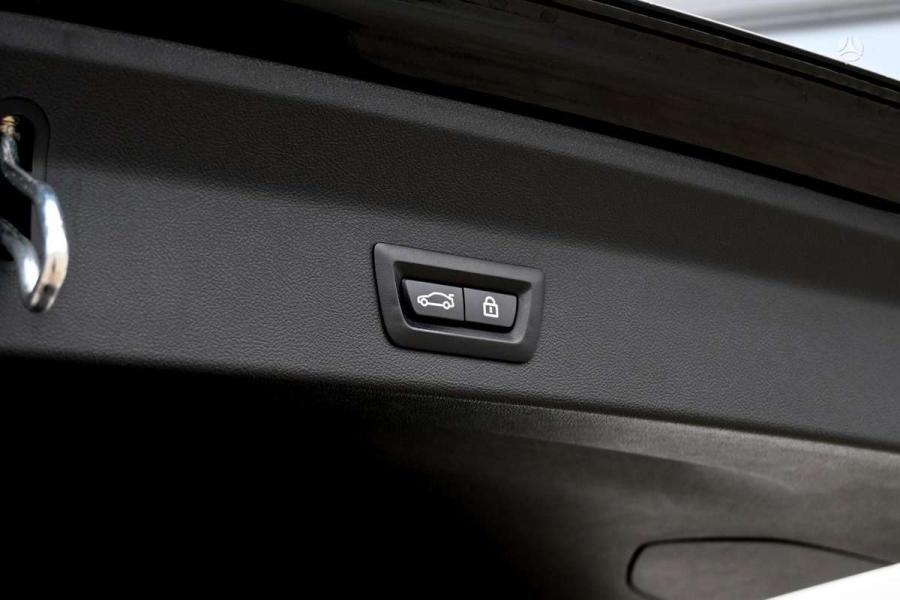 Melns BMW X3 2021 Kretinga, ar dzinēja tilpumu 2.99 L un nobraukumu 346 tūkst. km par 22999 €, foto 17 vietnē AUTOMOTO.COM.LV