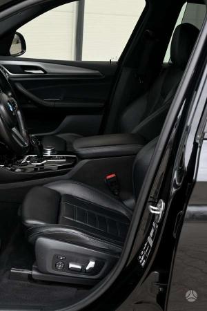 Melns BMW X3 2021 Kretinga, ar dzinēja tilpumu 2.99 L un nobraukumu 346 tūkst. km par 22999 €, foto 19 vietnē AUTOMOTO.COM.LV
