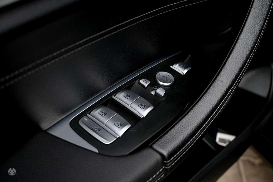 Melns BMW X3 2021 Kretinga, ar dzinēja tilpumu 2.99 L un nobraukumu 346 tūkst. km par 22999 €, foto 20 vietnē AUTOMOTO.COM.LV