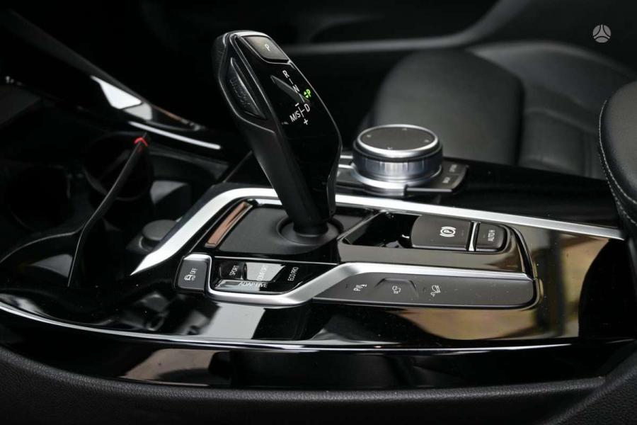 Melns BMW X3 2021 Kretinga, ar dzinēja tilpumu 2.99 L un nobraukumu 346 tūkst. km par 22999 €, foto 24 vietnē AUTOMOTO.COM.LV