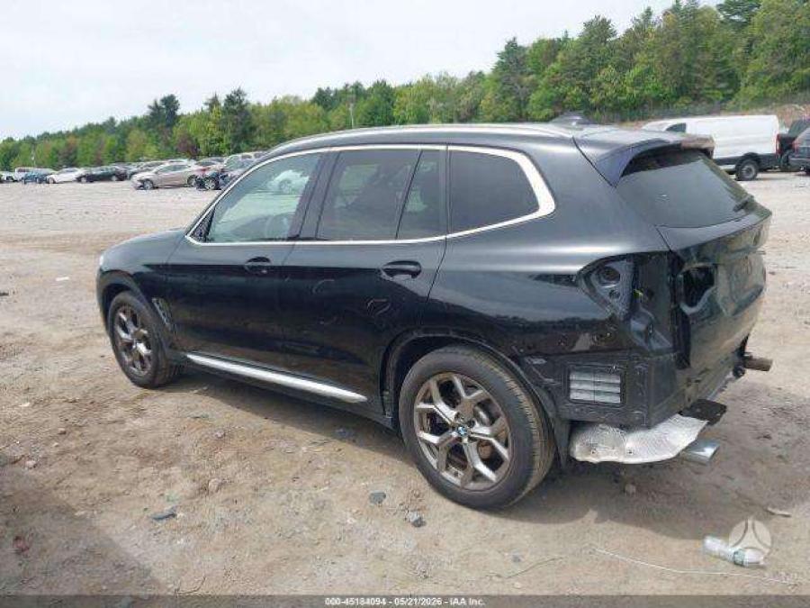 Black BMW X3 2021 in Klaipeda, with an engine capacity of 2.00 L and mileage of 92 thousand km for 13200 €, photo 4 on AUTOMOTO.COM.LV