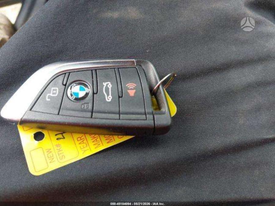 Black BMW X3 2021 in Klaipeda, with an engine capacity of 2.00 L and mileage of 92 thousand km for 13200 €, photo 12 on AUTOMOTO.COM.LV