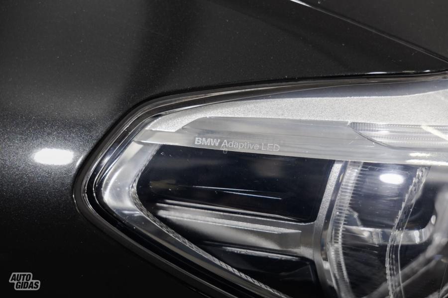 Black BMW X3 2021 in Vilnius, with an engine capacity of 2.00 L and mileage of 188 thousand km for 29991 €, photo 8 on AUTOMOTO.COM.LV