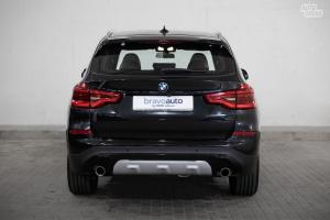 Black BMW X3 2021 in Vilnius, with an engine capacity of 2.00 L and mileage of 188 thousand km for 29991 €, photo 10 on AUTOMOTO.COM.LV