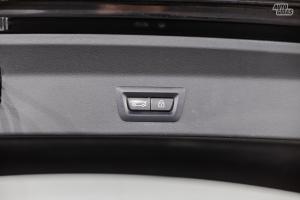 Black BMW X3 2021 in Vilnius, with an engine capacity of 2.00 L and mileage of 188 thousand km for 29991 €, photo 12 on AUTOMOTO.COM.LV