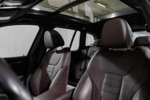 Black BMW X3 2021 in Vilnius, with an engine capacity of 2.00 L and mileage of 188 thousand km for 29991 €, photo 18 on AUTOMOTO.COM.LV