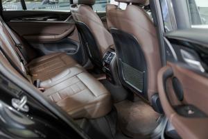 Black BMW X3 2021 in Vilnius, with an engine capacity of 2.00 L and mileage of 188 thousand km for 29991 €, photo 20 on AUTOMOTO.COM.LV