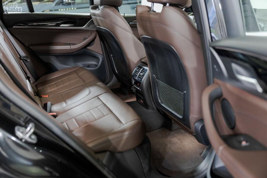 Black BMW X3 2021 in Vilnius, with an engine capacity of 2.00 L and mileage of 188 thousand km for 29991 €, photo 20 on AUTOMOTO.COM.LV