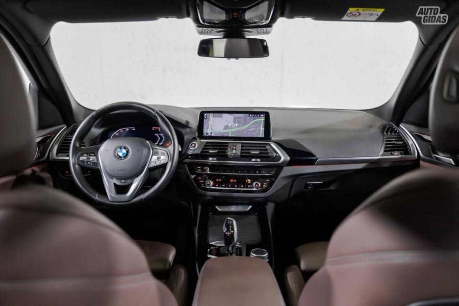 Black BMW X3 2021 in Vilnius, with an engine capacity of 2.00 L and mileage of 188 thousand km for 29991 €, photo 22 on AUTOMOTO.COM.LV
