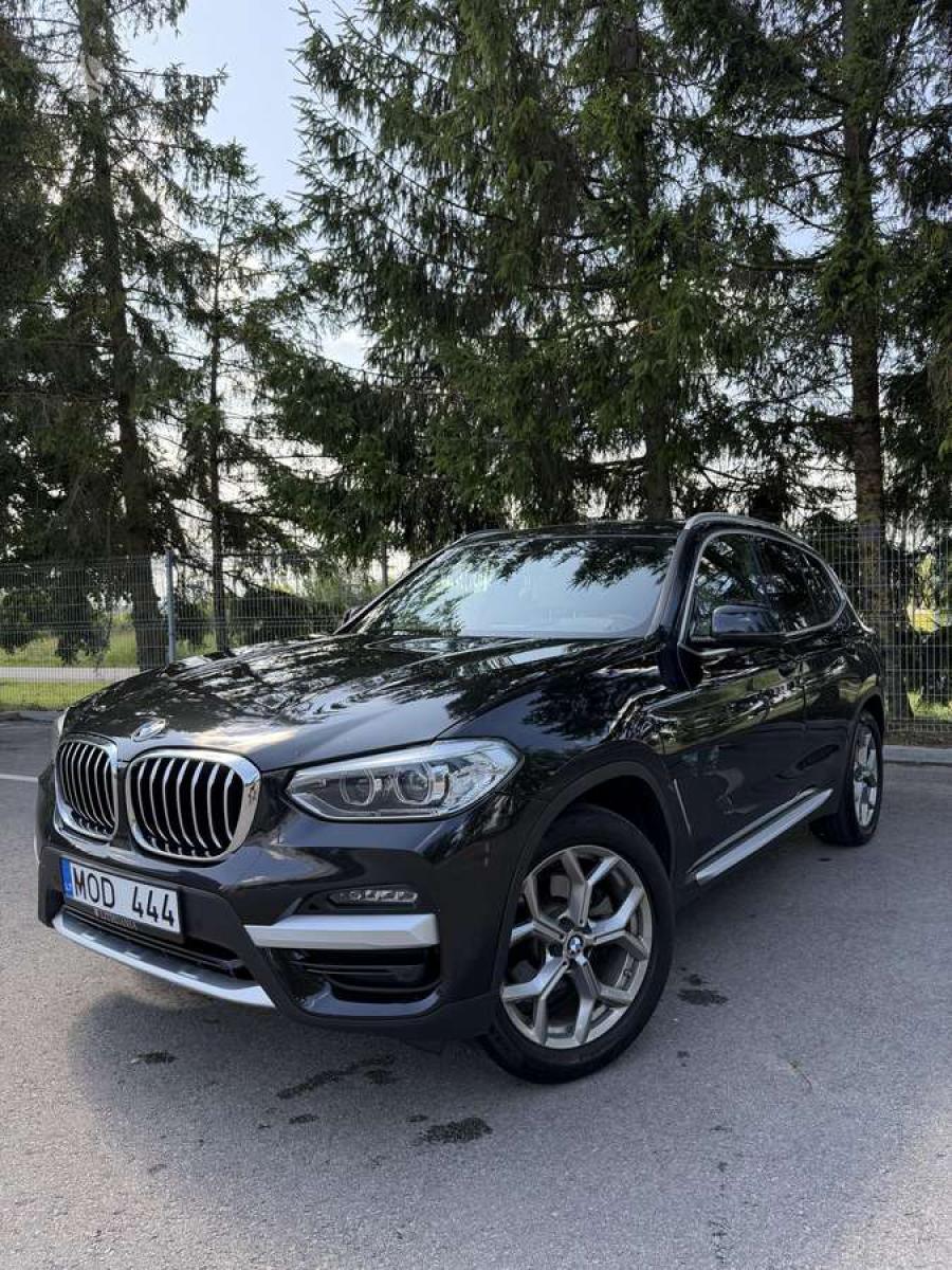 Melns BMW X3 2021 Raseiniai, ar dzinēja tilpumu 2.00 L un nobraukumu 53 tūkst. km par 27777 €, foto 4 vietnē AUTOMOTO.COM.LV