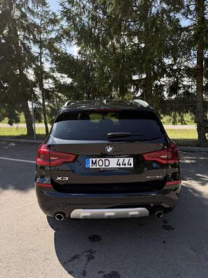 Melns BMW X3 2021 Raseiniai, ar dzinēja tilpumu 2.00 L un nobraukumu 53 tūkst. km par 27777 €, foto 8 vietnē AUTOMOTO.COM.LV