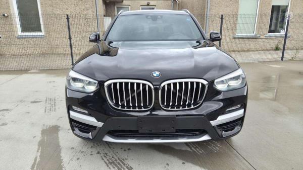 Black BMW X3 2021 in Klaipeda, with an engine capacity of 2.00 L and mileage of 207 thousand km for 19995 €, photo 3 on AUTOMOTO.COM.LV