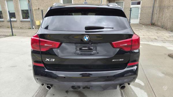 Black BMW X3 2021 in Klaipeda, with an engine capacity of 2.00 L and mileage of 207 thousand km for 19995 €, photo 4 on AUTOMOTO.COM.LV