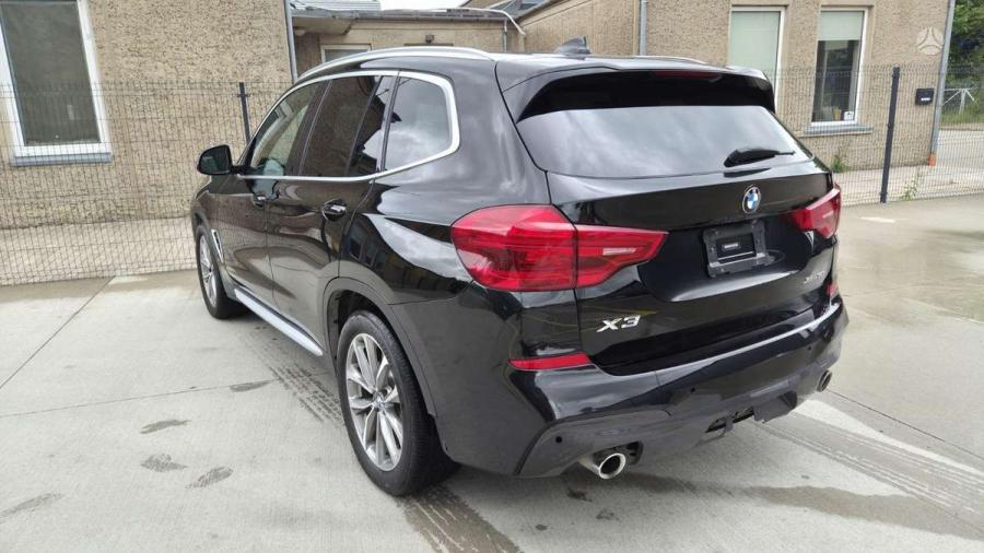 Melns BMW X3 2021 Klaipėda, ar dzinēja tilpumu 2.00 L un nobraukumu 207 tūkst. km par 19995 €, foto 6 vietnē AUTOMOTO.COM.LV