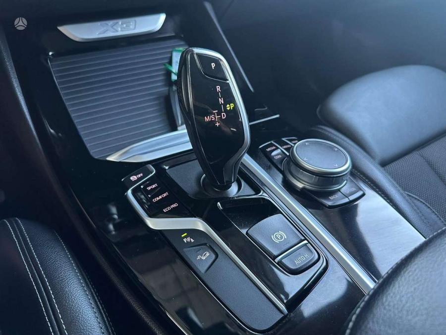 Melns BMW X3 2021 Viļņa, ar dzinēja tilpumu 2.00 L un nobraukumu 157 tūkst. km par 23950 €, foto 24 vietnē AUTOMOTO.COM.LV