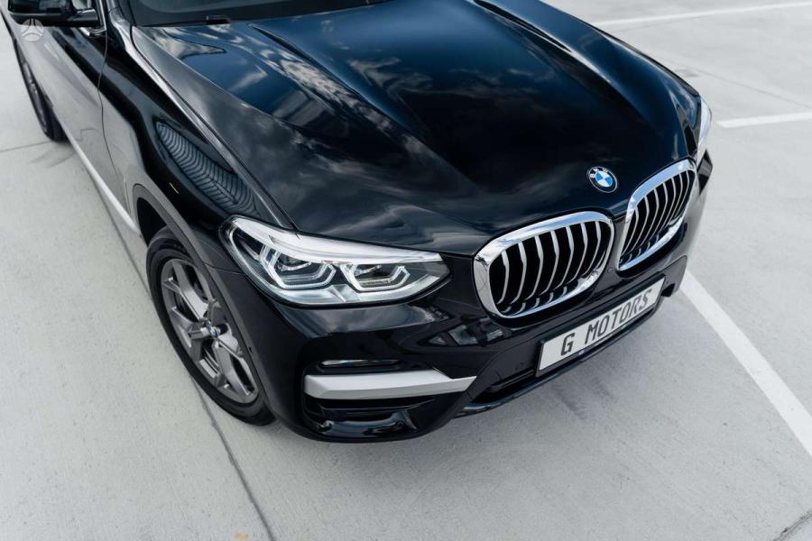 Melns BMW X3 2021 Viļņa, ar dzinēja tilpumu 2.00 L un nobraukumu 110 tūkst. km par 24990 €, foto 1 vietnē AUTOMOTO.COM.LV