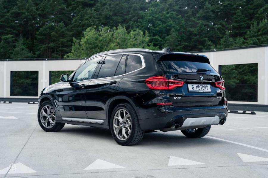 Melns BMW X3 2021 Viļņa, ar dzinēja tilpumu 2.00 L un nobraukumu 110 tūkst. km par 24990 €, foto 9 vietnē AUTOMOTO.COM.LV