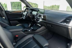 Melns BMW X3 2021 Viļņa, ar dzinēja tilpumu 2.00 L un nobraukumu 110 tūkst. km par 24990 €, foto 20 vietnē AUTOMOTO.COM.LV